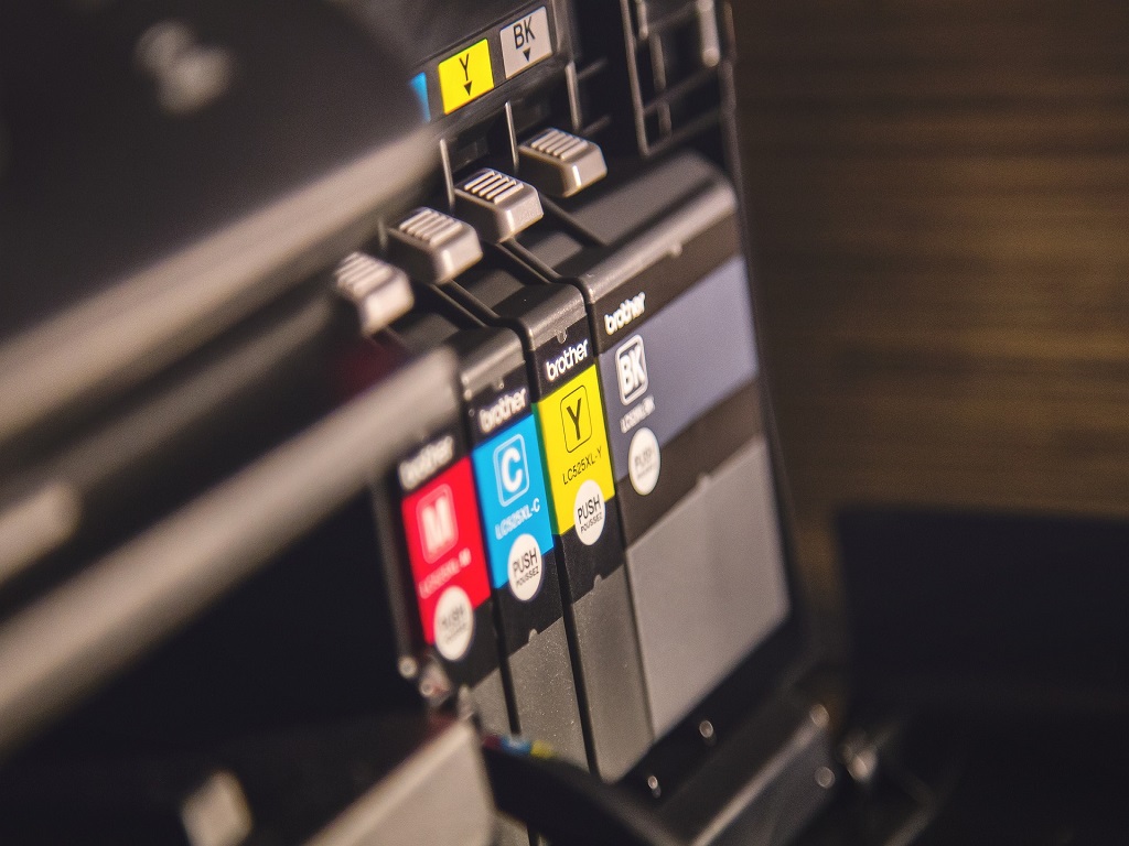 Tinta Printer Sudah Kadaluarsa, Masih Bisa Dipakai Atau Harus Dibuang?